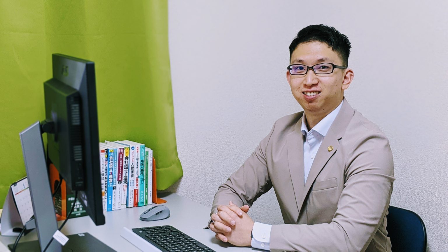 事務所概要及び代表プロフィール | KOU国際行政書士事務所